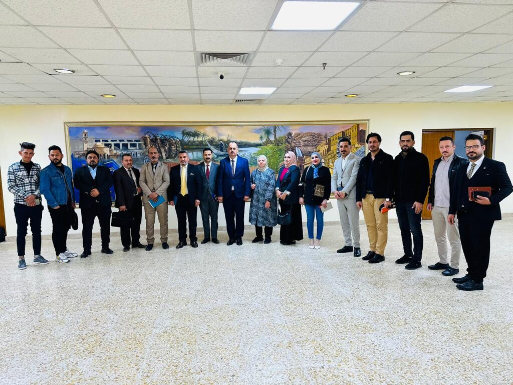 الزمان طبعة العراق عربية يومية دولية مستقلة تدريسي عراقي في